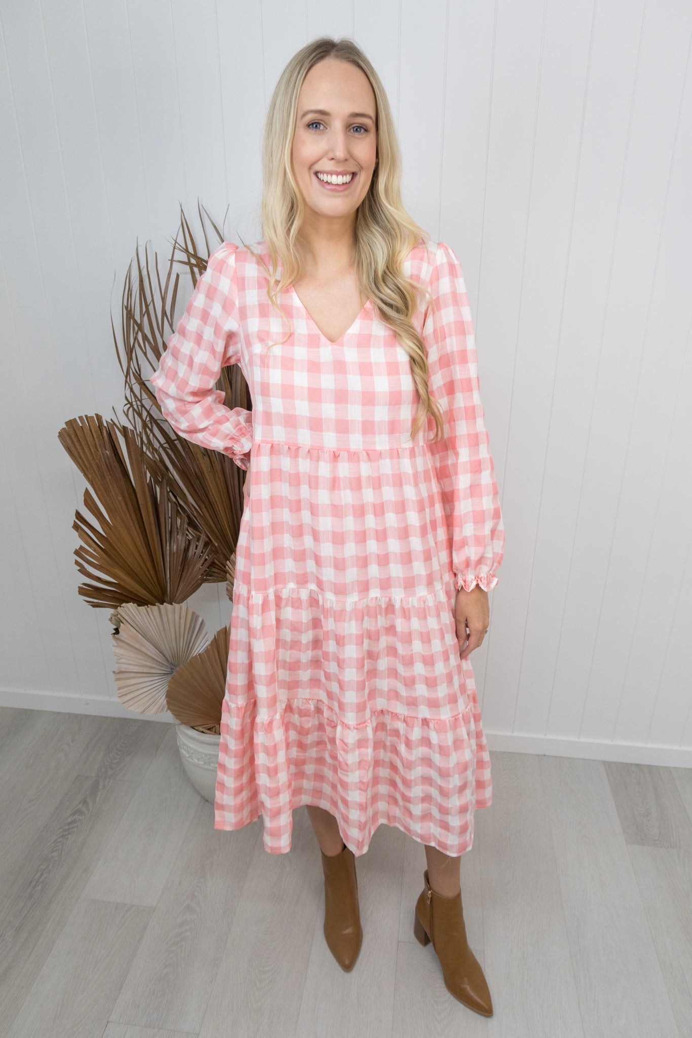 Kovi Dress- Gingham pink/white – Her Top Shop